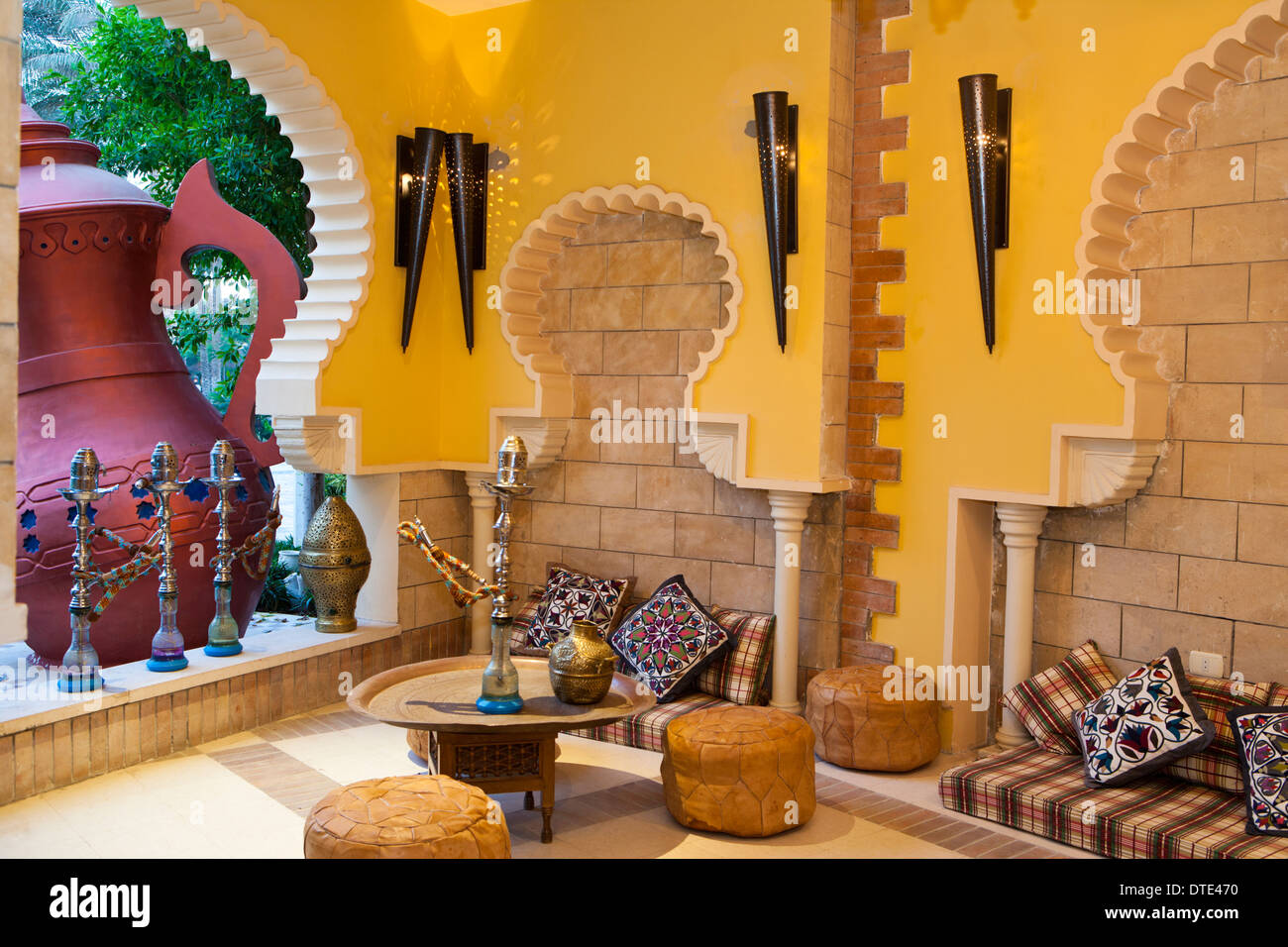 Empty bar in the Makadi Mall Hurghada Egypt Stock Photo - Alamy