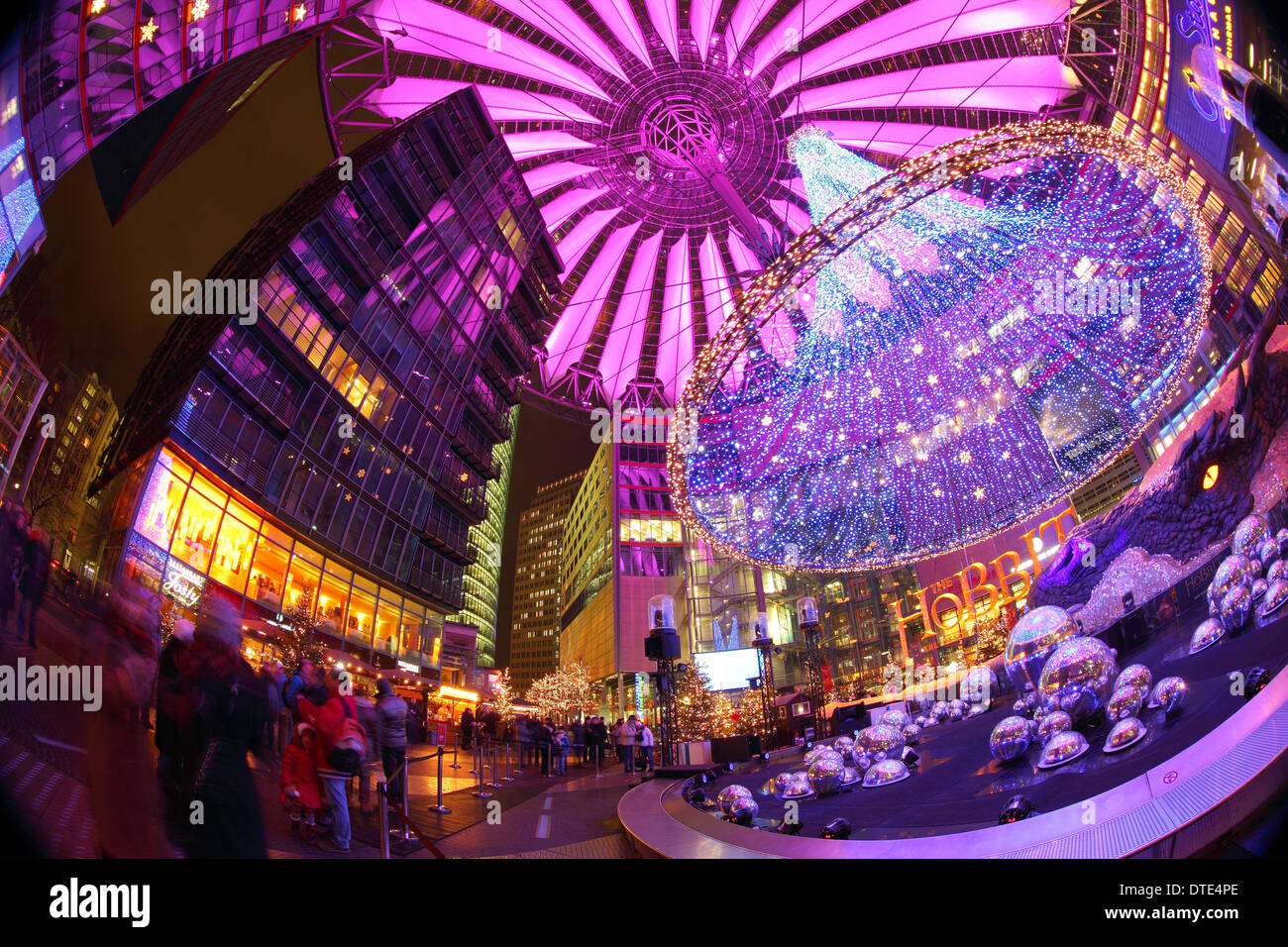 Berlin winter night sony center hi-res stock photography and images - Alamy
