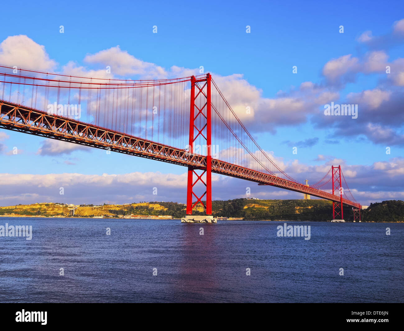Golden gate bridge lisbon hi-res stock photography and images - Alamy