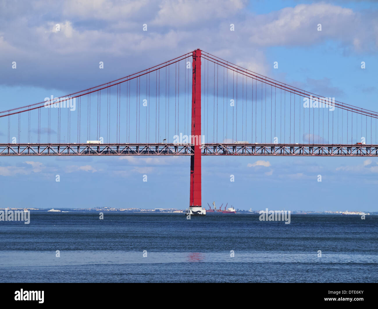 Bridge over the tagus river hi-res stock photography and images - Alamy