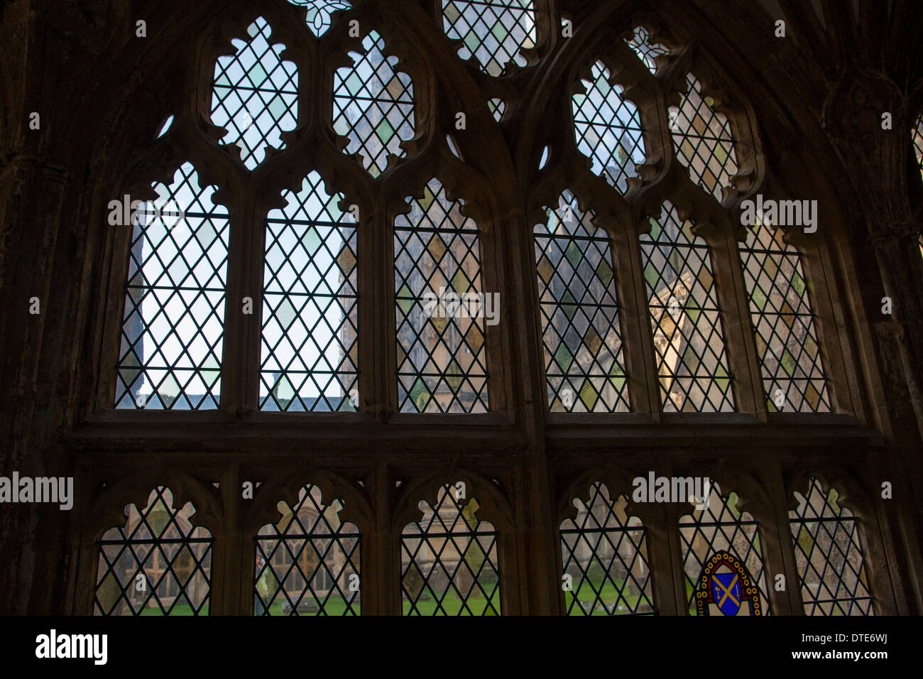 Leaded gothic windows hi-res stock photography and images - Alamy