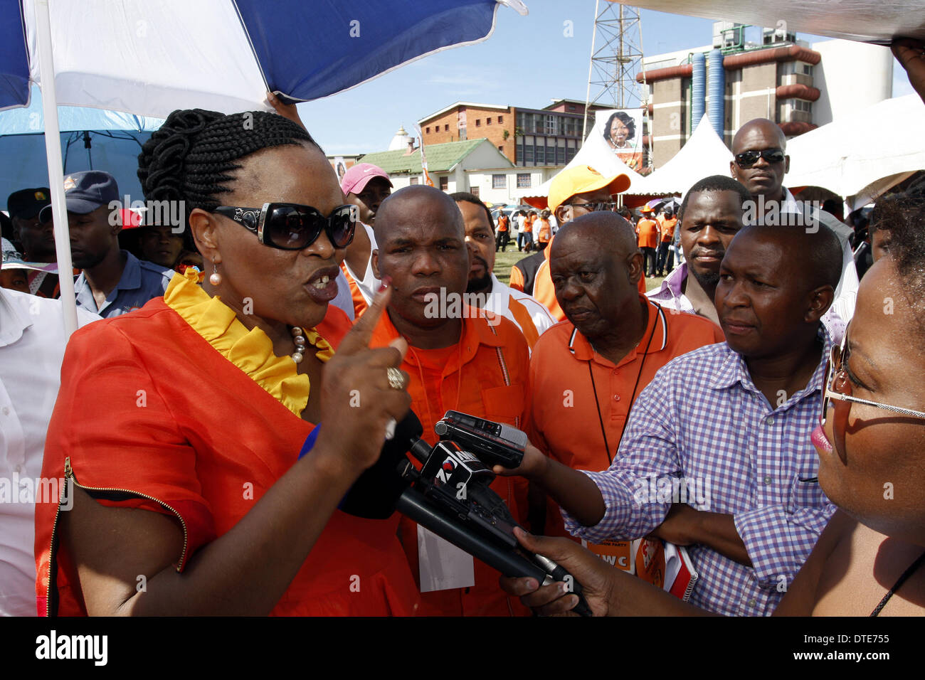 Curries fountain hi-res stock photography and images - Alamy