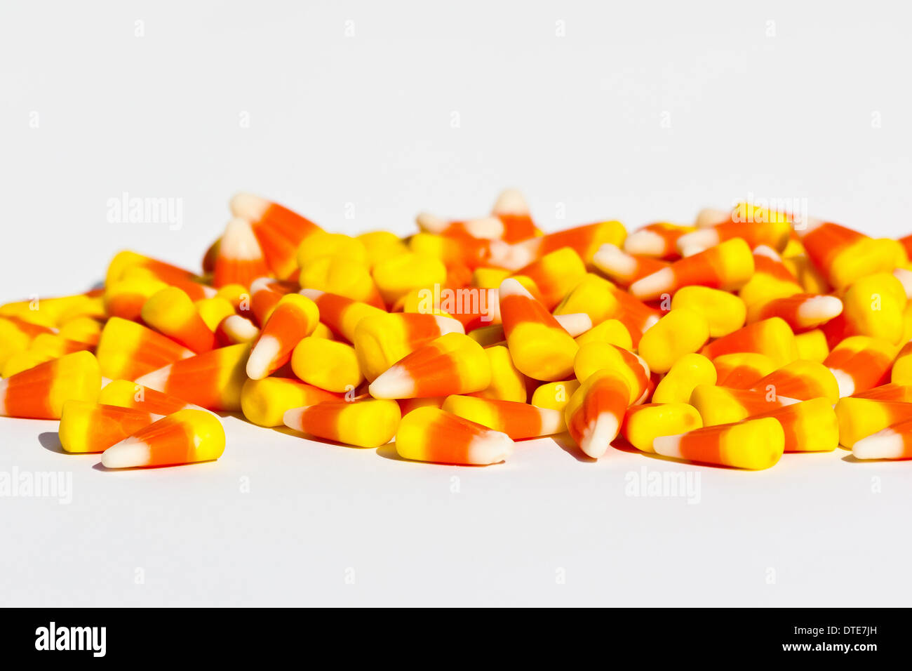Pile of candy corn hi-res stock photography and images - Alamy