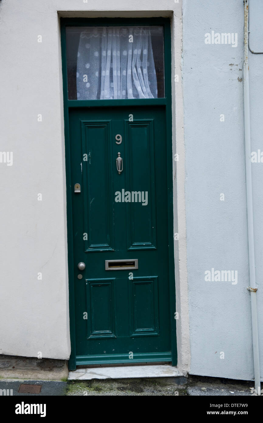Number 9 front door hi-res stock photography and images - Alamy