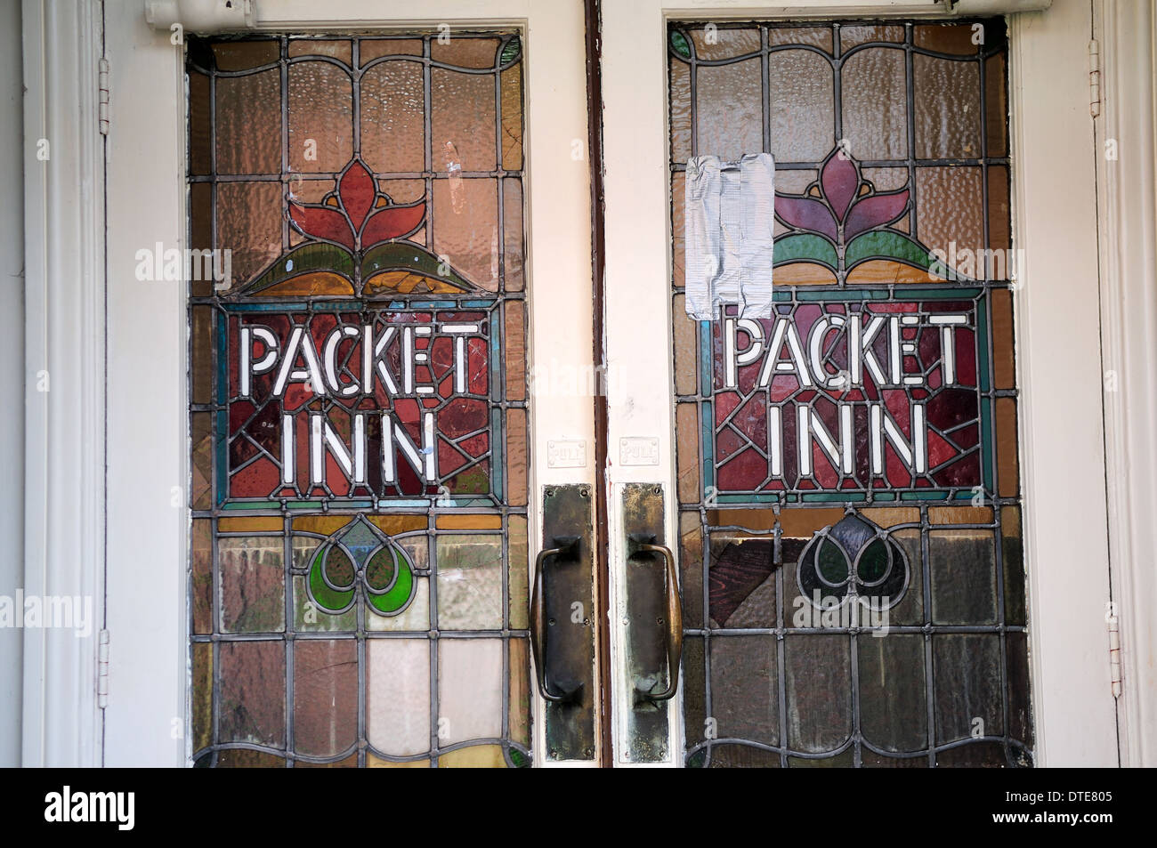 Double doors stained glass hi-res stock photography and images - Alamy