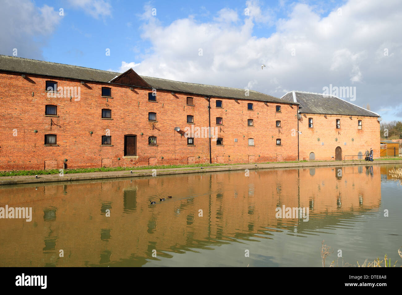 Retford canal hi-res stock photography and images - Alamy