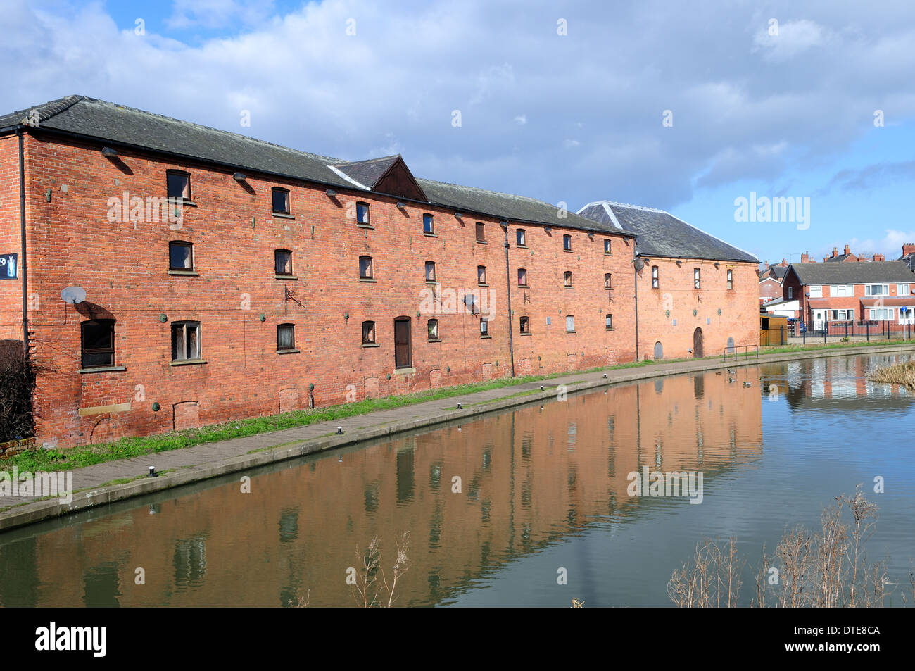 Chesterfield Canal,Retford,North Nottinghamshire,UK Stock Photo - Alamy