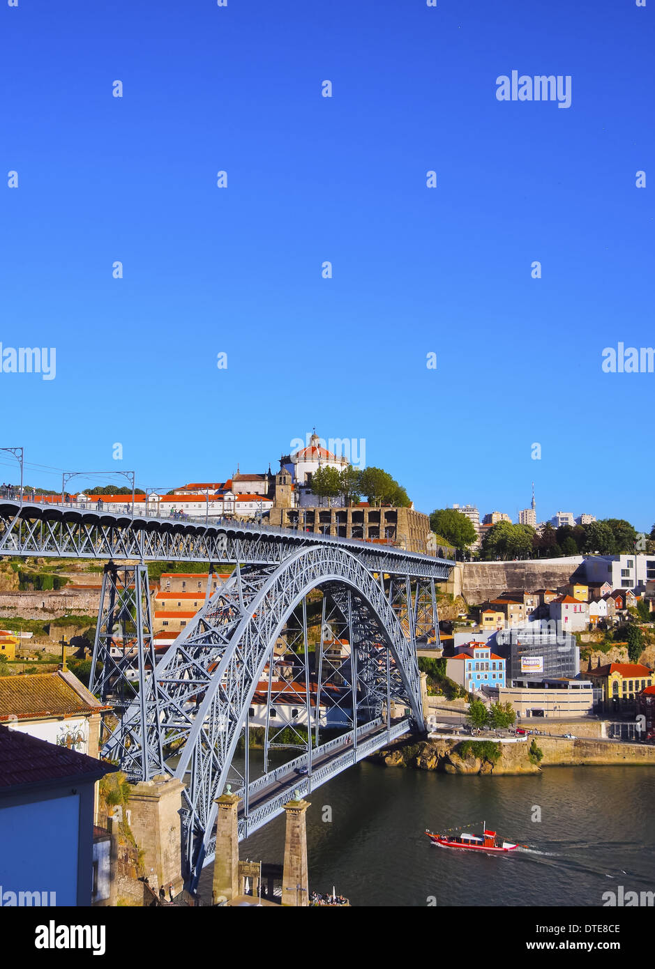 Famous bridge in porto hi-res stock photography and images - Alamy