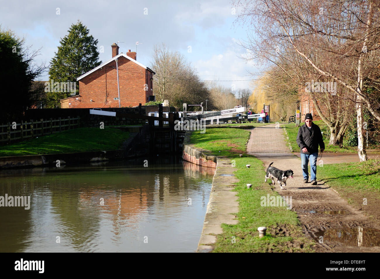 Retford canal hi-res stock photography and images - Alamy