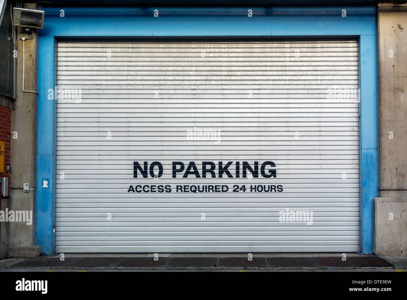 Roller shutter door sign hi-res stock photography and images - Alamy
