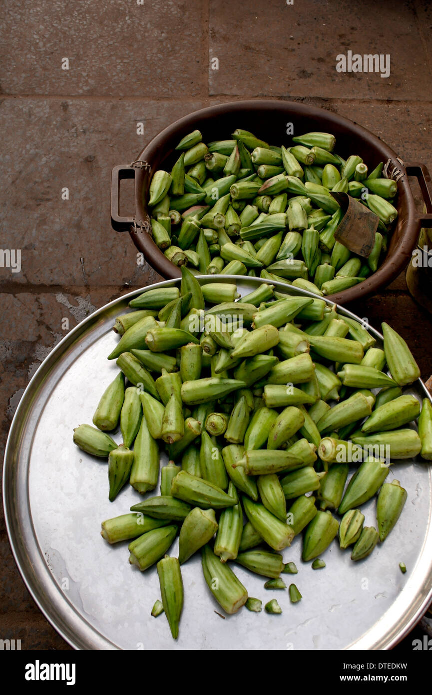 Serekunda market stalls Gambia West Africa Stock Photo - Alamy