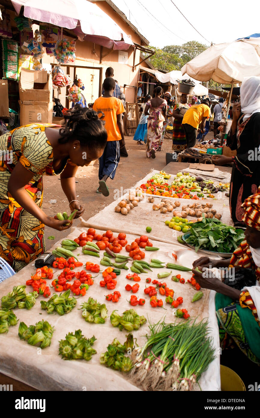 Serekunda market, Gambia Stock Photo - Alamy