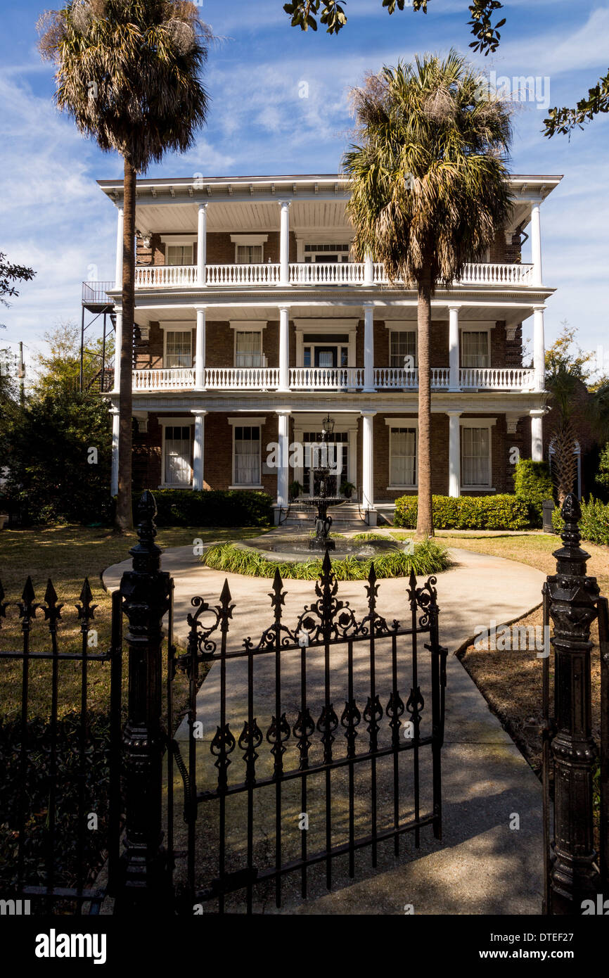 A historic home in Charleston, South Carolina Stock Photo - Alamy