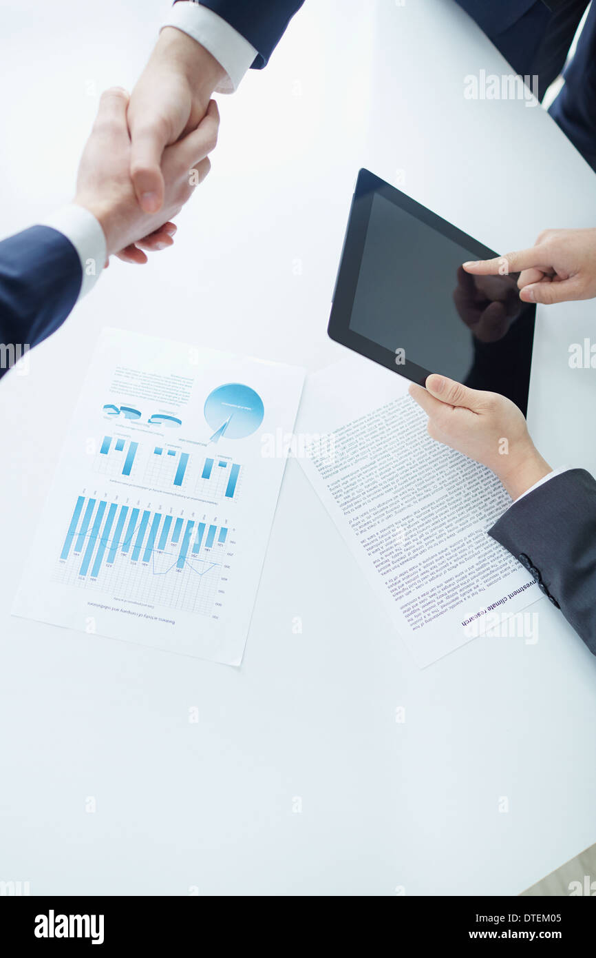 Conclusion of negotiations hi-res stock photography and images - Alamy