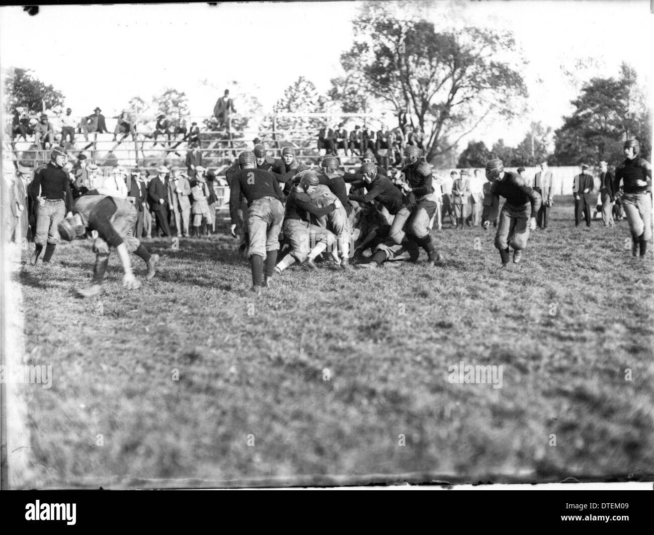 1910 football Black and White Stock Photos & Images - Alamy