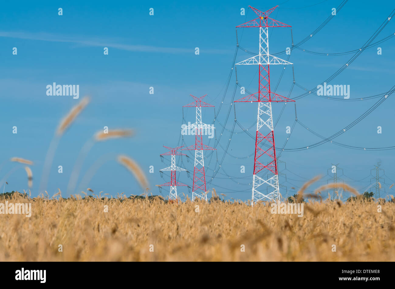 Pylon and transmission power line Stock Photo - Alamy