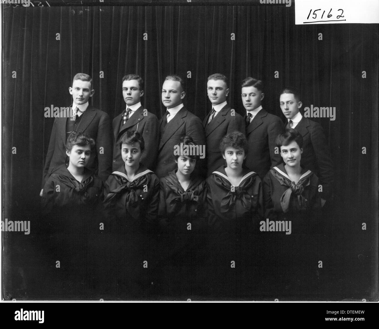 This group portrait from 1915 features the members of the Student ...