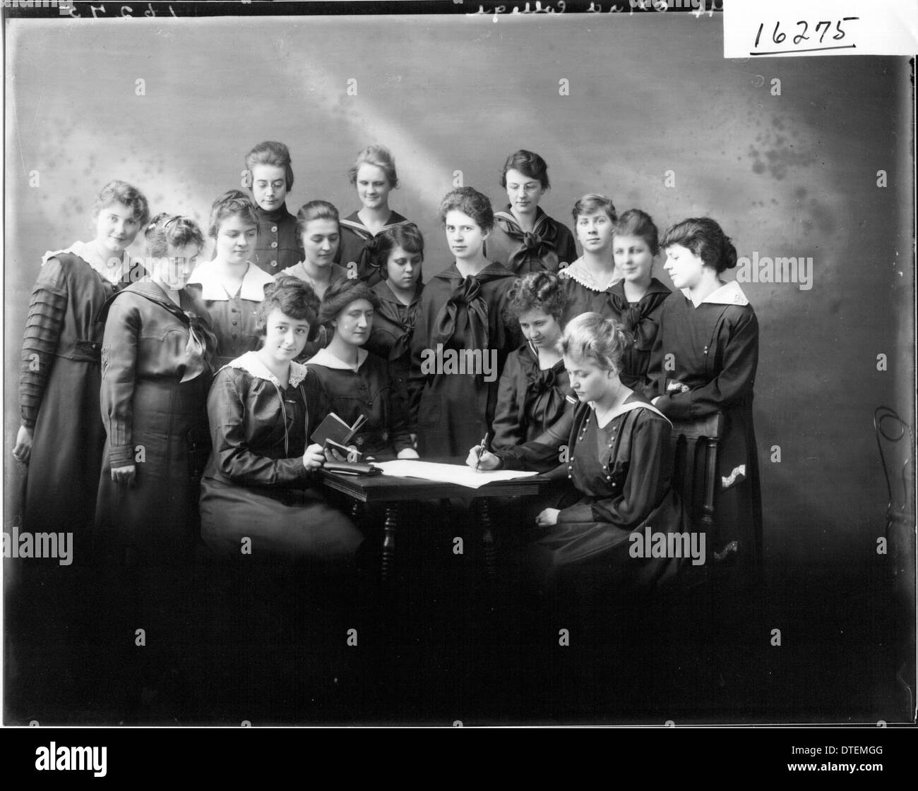 Oxford Spirit staff group portrait 1917 Stock Photo - Alamy