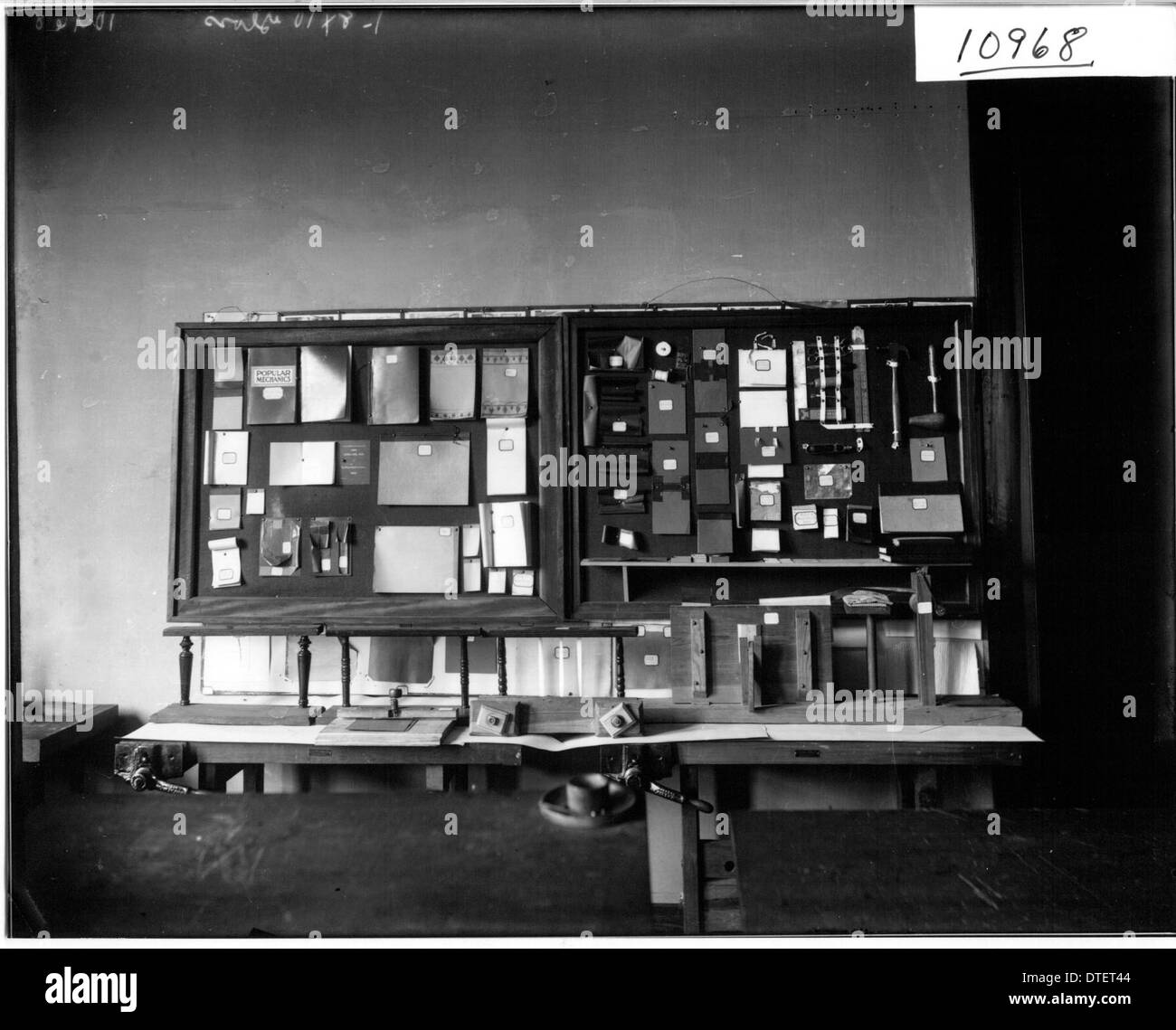 University professor students in Black and White Stock Photos & Images ...