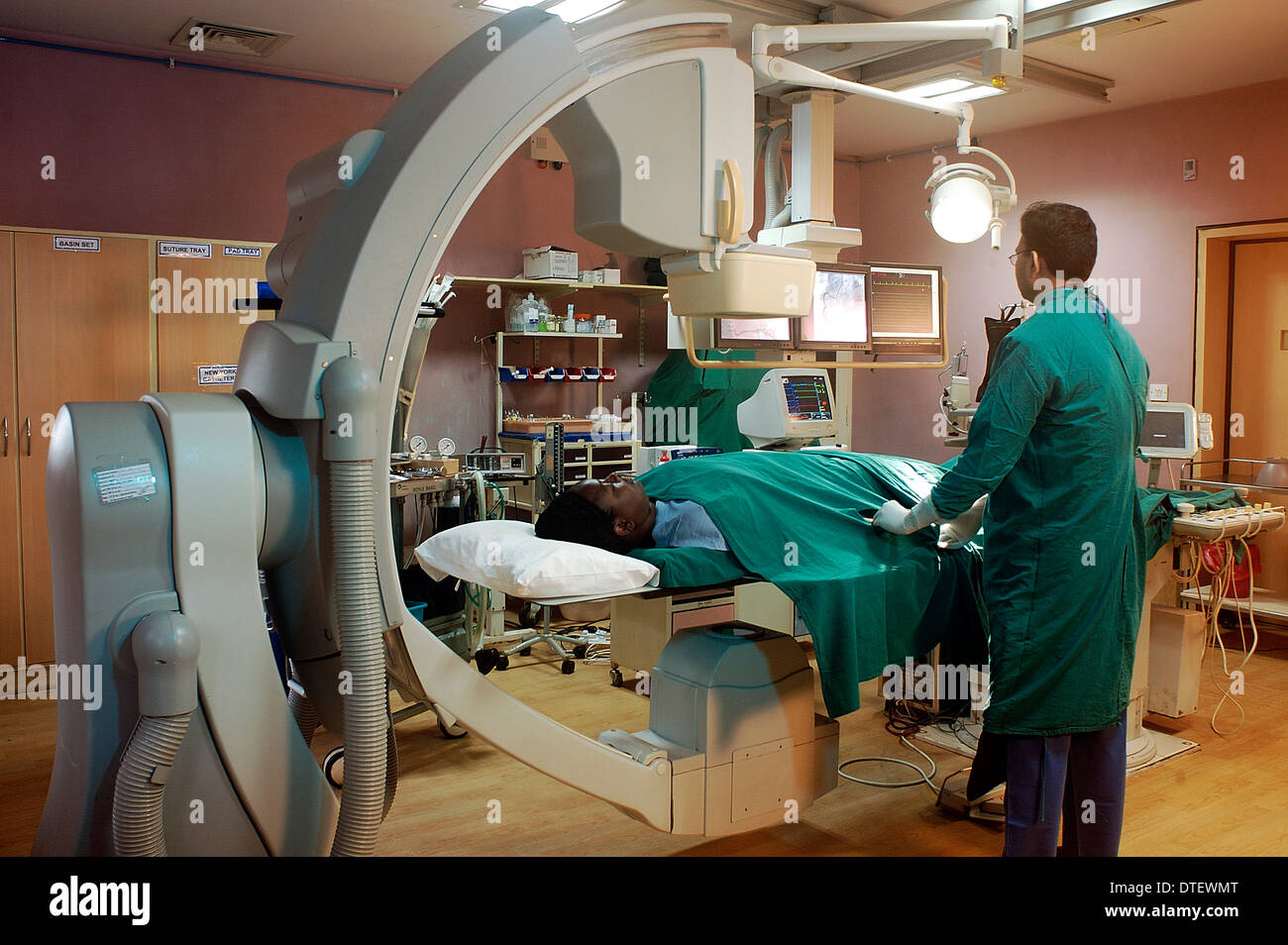 Cardiac catheterization lab hi-res stock photography and images - Alamy