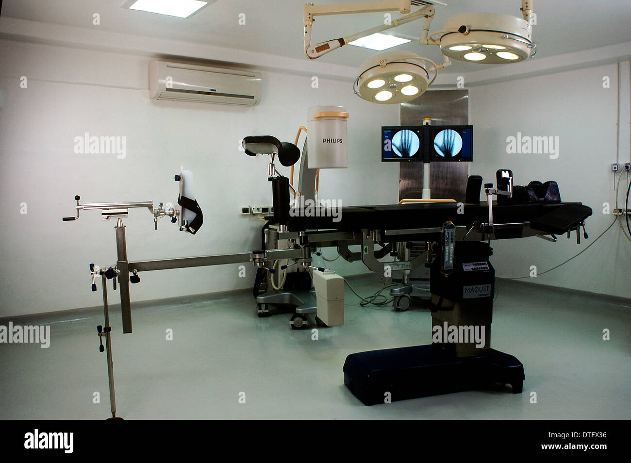 Operation Theater High Resolution Stock Photography and Images - Alamy