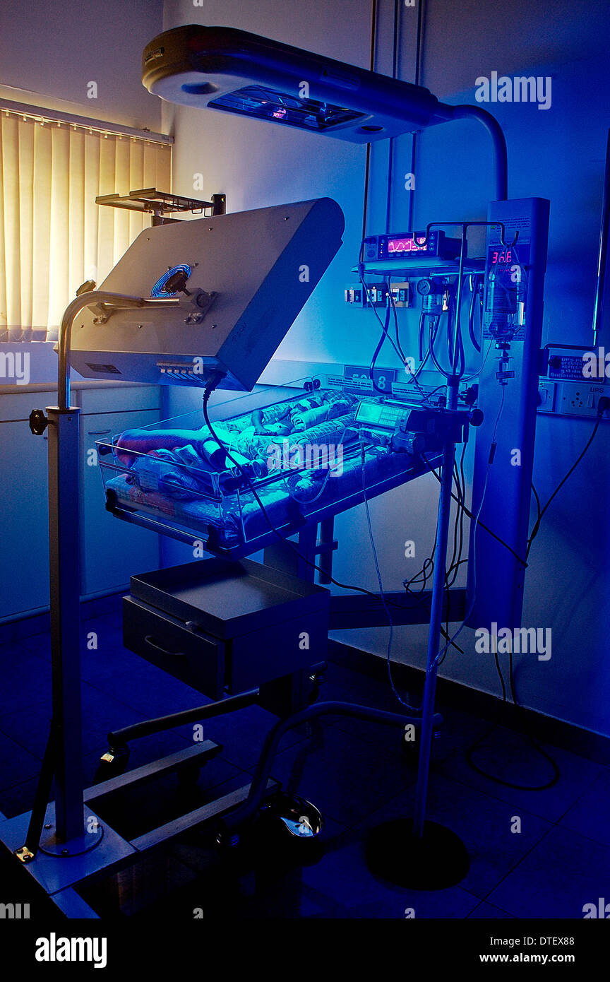 Neonatal hi-res stock photography and images - Alamy