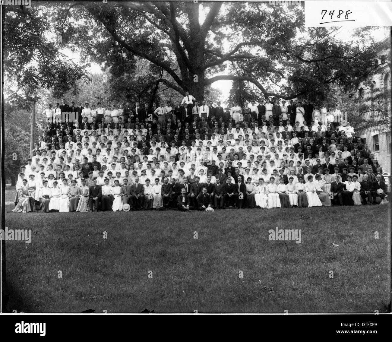 Showcases portraits of students hi-res stock photography and images - Alamy