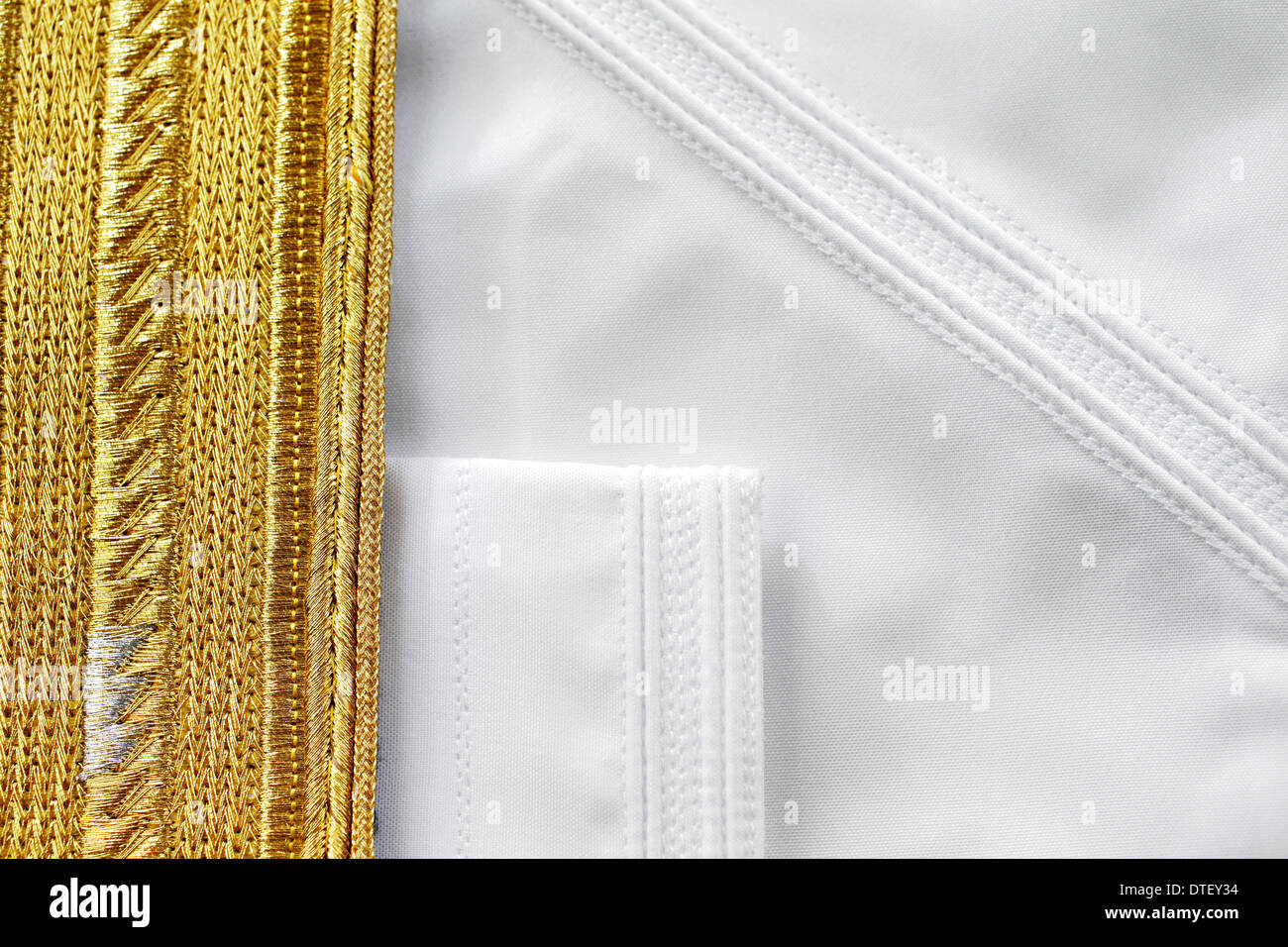 Kanzu hi-res stock photography and images - Alamy