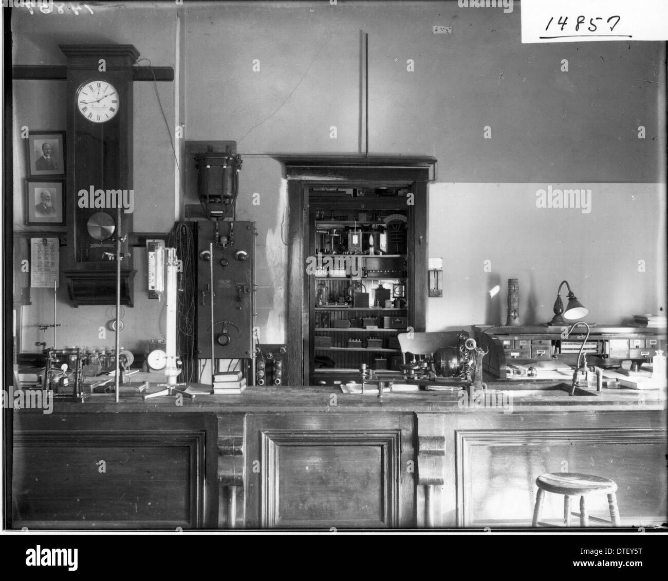Physics demonstration work bench 1915 Stock Photo - Alamy