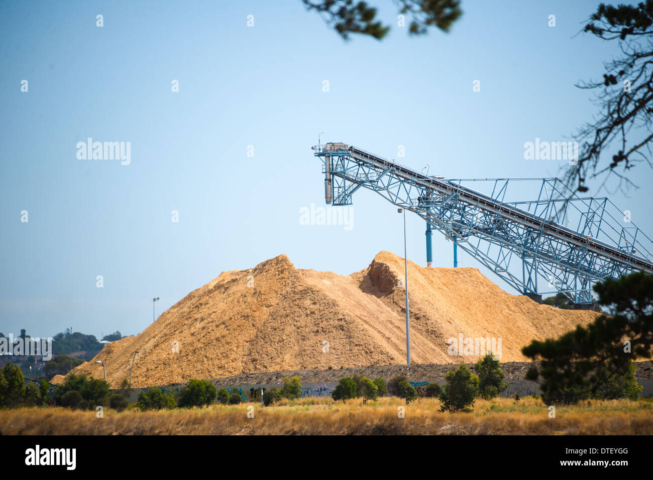 Wood chipping mill hi-res stock photography and images - Alamy