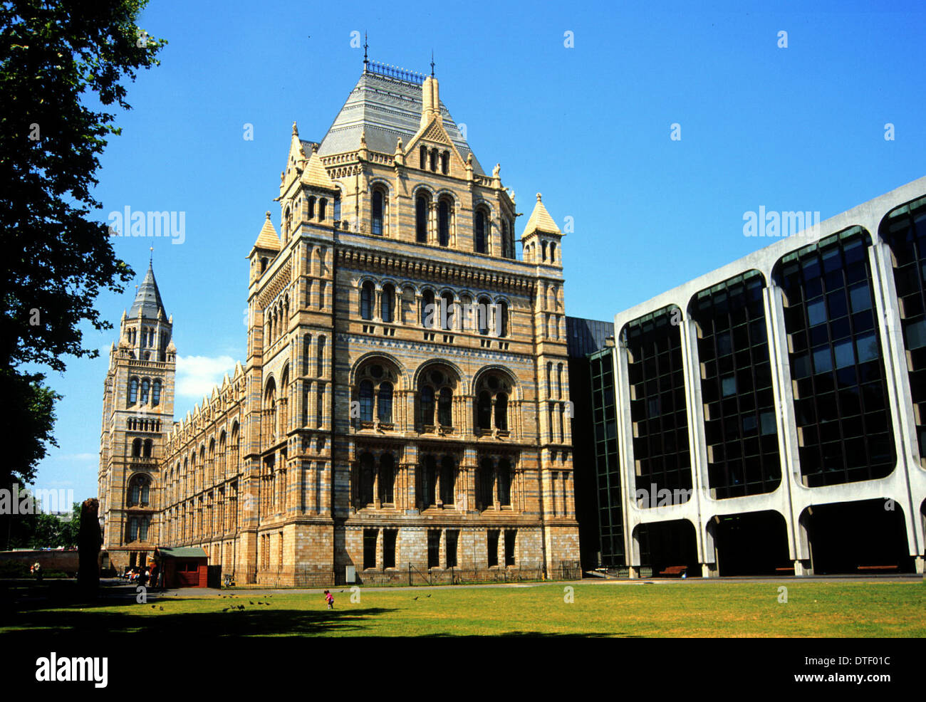 Waterhouse building hi-res stock photography and images - Alamy
