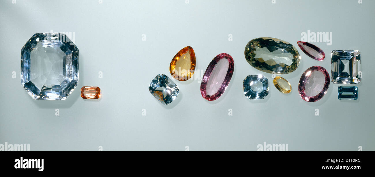 Cut stones hi-res stock photography and images - Alamy
