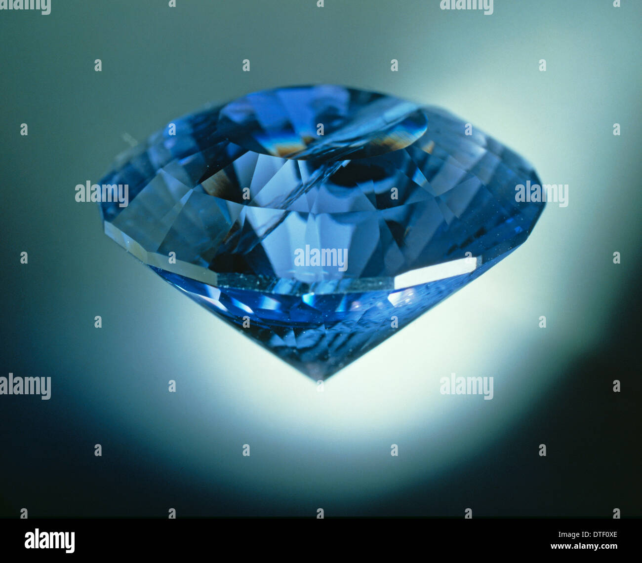 Cordierite hi-res stock photography and images - Alamy
