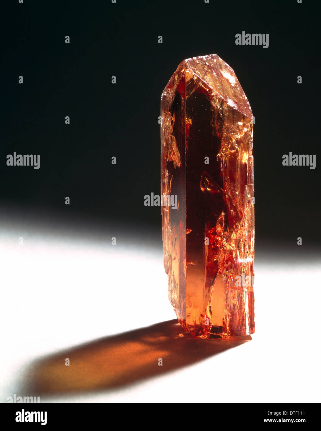 Imperial topaz hi-res stock photography and images - Alamy