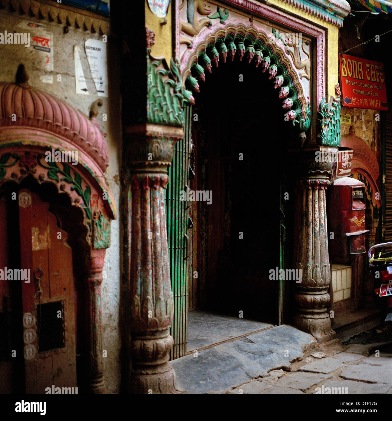 Old indian architecture hi-res stock photography and images - Alamy