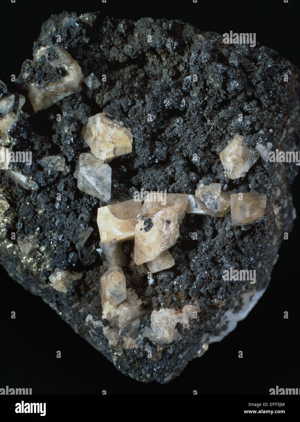 Scheelite hi-res stock photography and images - Alamy