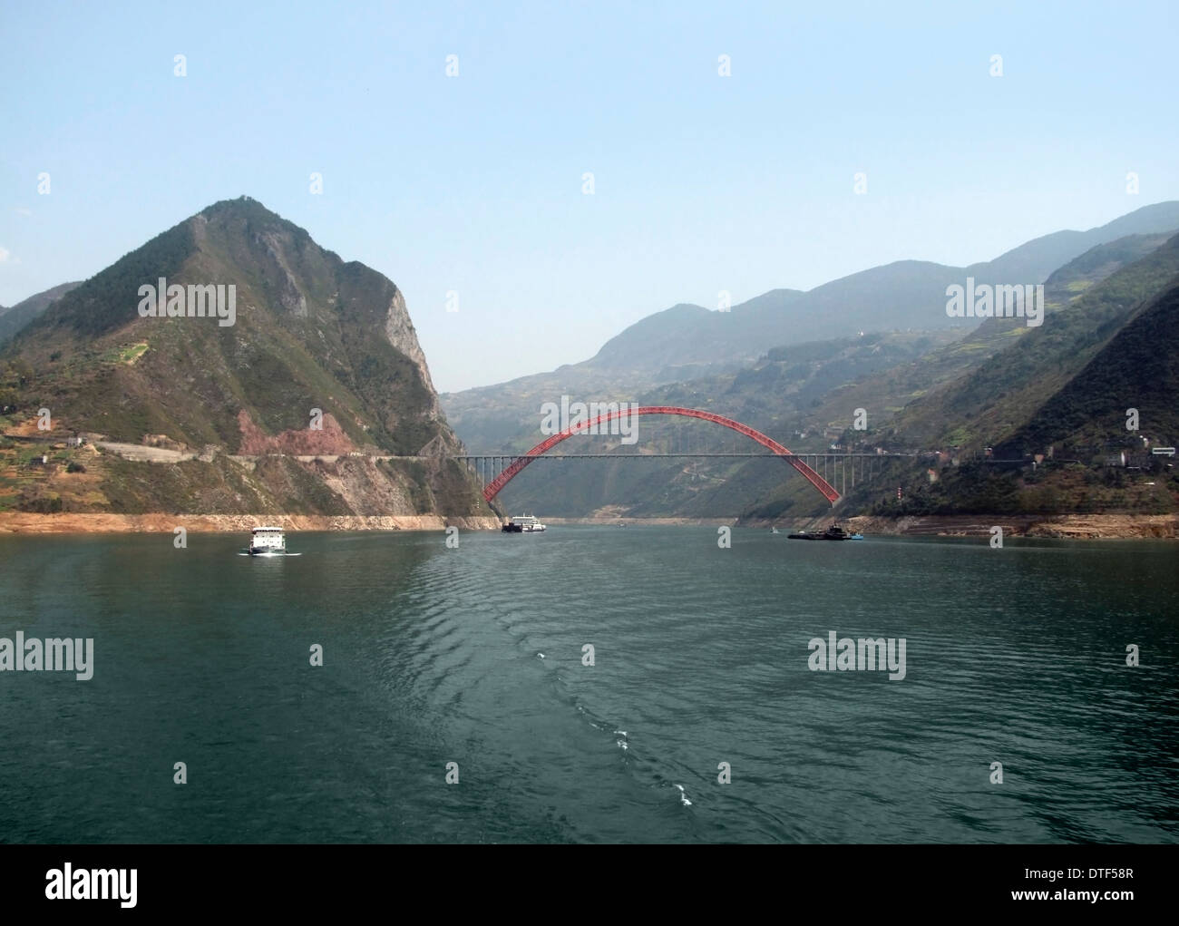 Tour scenery tourism bridge bridge yangtze river bridge hi-res stock ...
