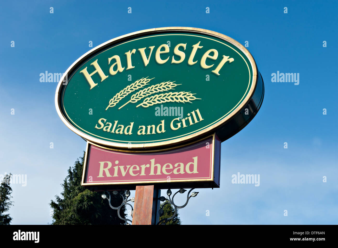 Harvester restaurant hi-res stock photography and images - Alamy