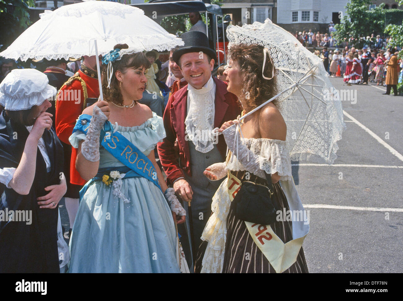 CHARLES DICKENS COSTUME CELEBRATION ROCHESTER KENT UK Stock Photo - Alamy