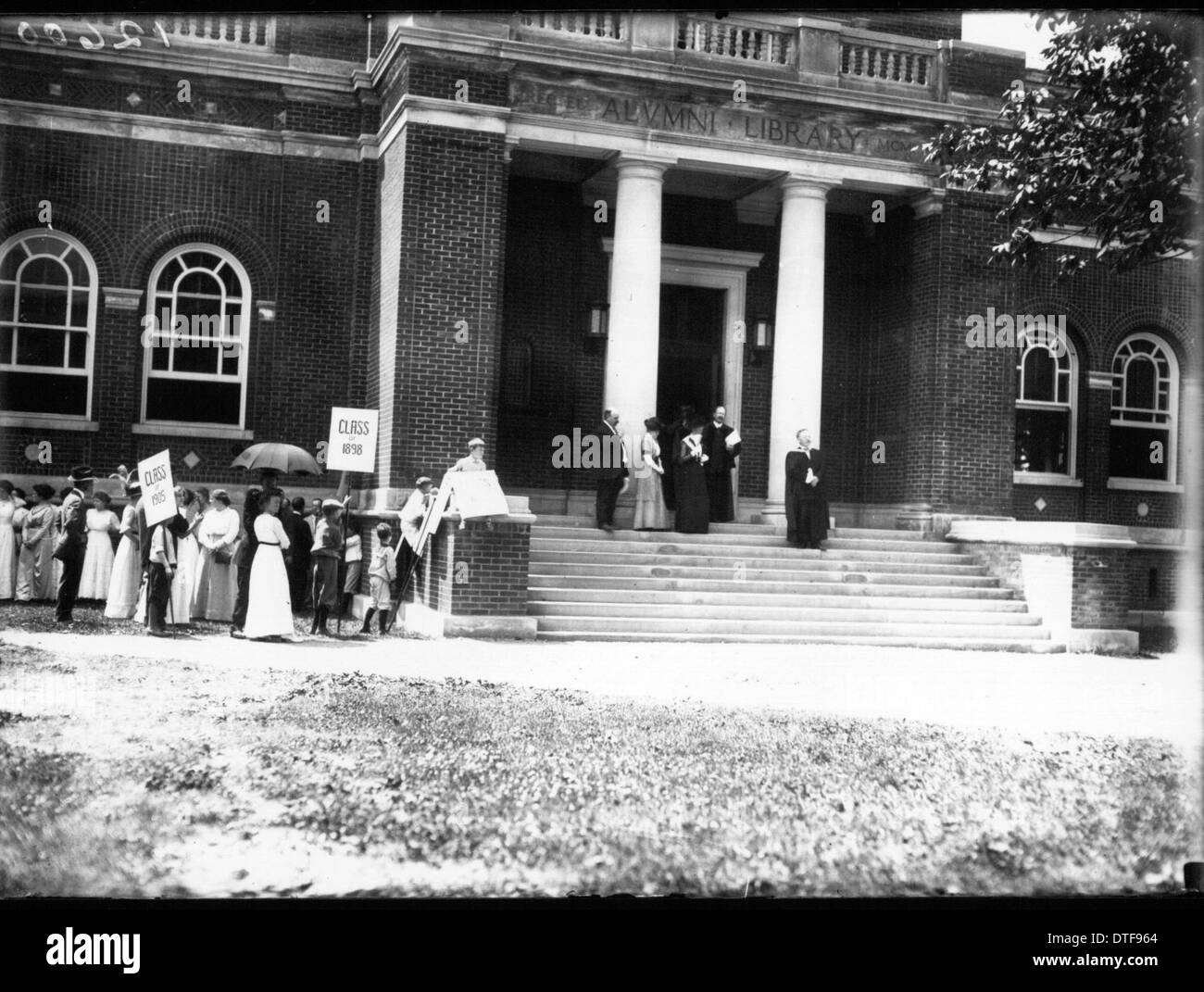 University of oxford history faculty hi-res stock photography and ...