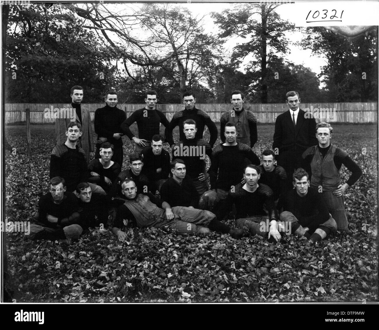 1910 football Black and White Stock Photos & Images - Alamy