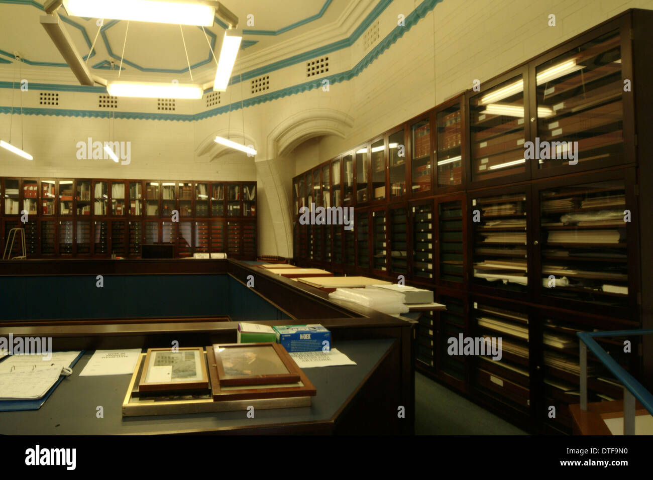 Collections hi-res stock photography and images - Alamy