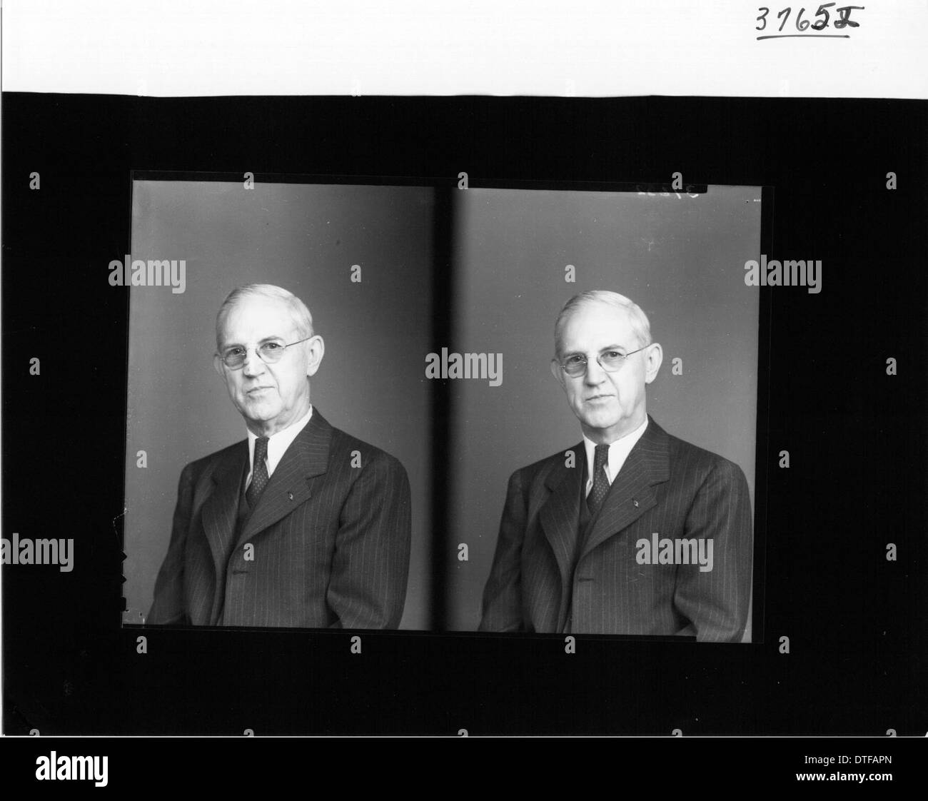 Frank snyder hi-res stock photography and images - Alamy