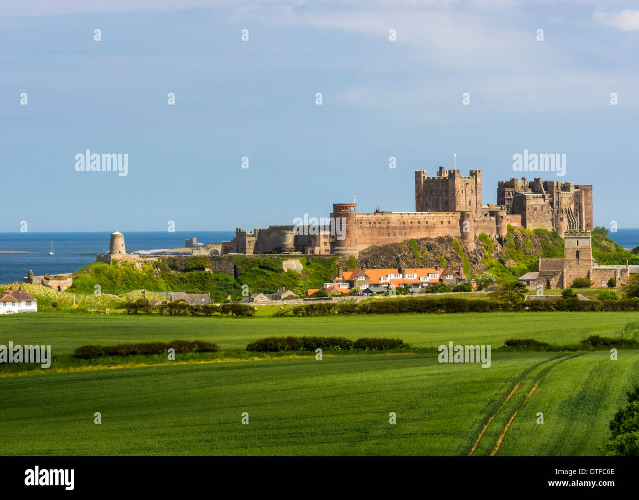 Bamburgh village hi-res stock photography and images - Alamy