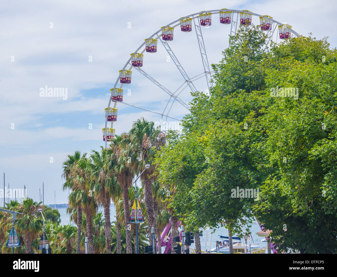 Colourful ferris wheel located on the Geelong Eastern Beach foreshore ...