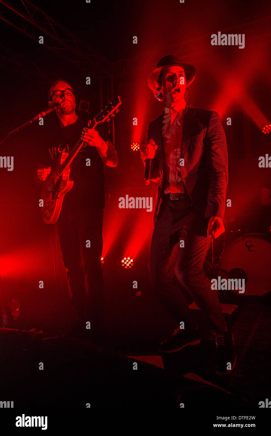 Maximo park show hi-res stock photography and images - Alamy