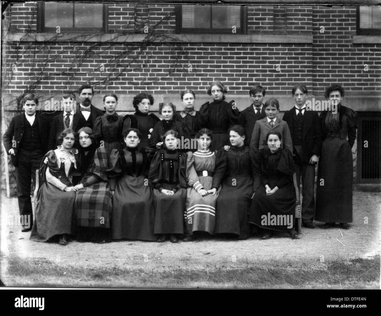 Group portrait of students at Oxford Public School n.d Stock Photo - Alamy