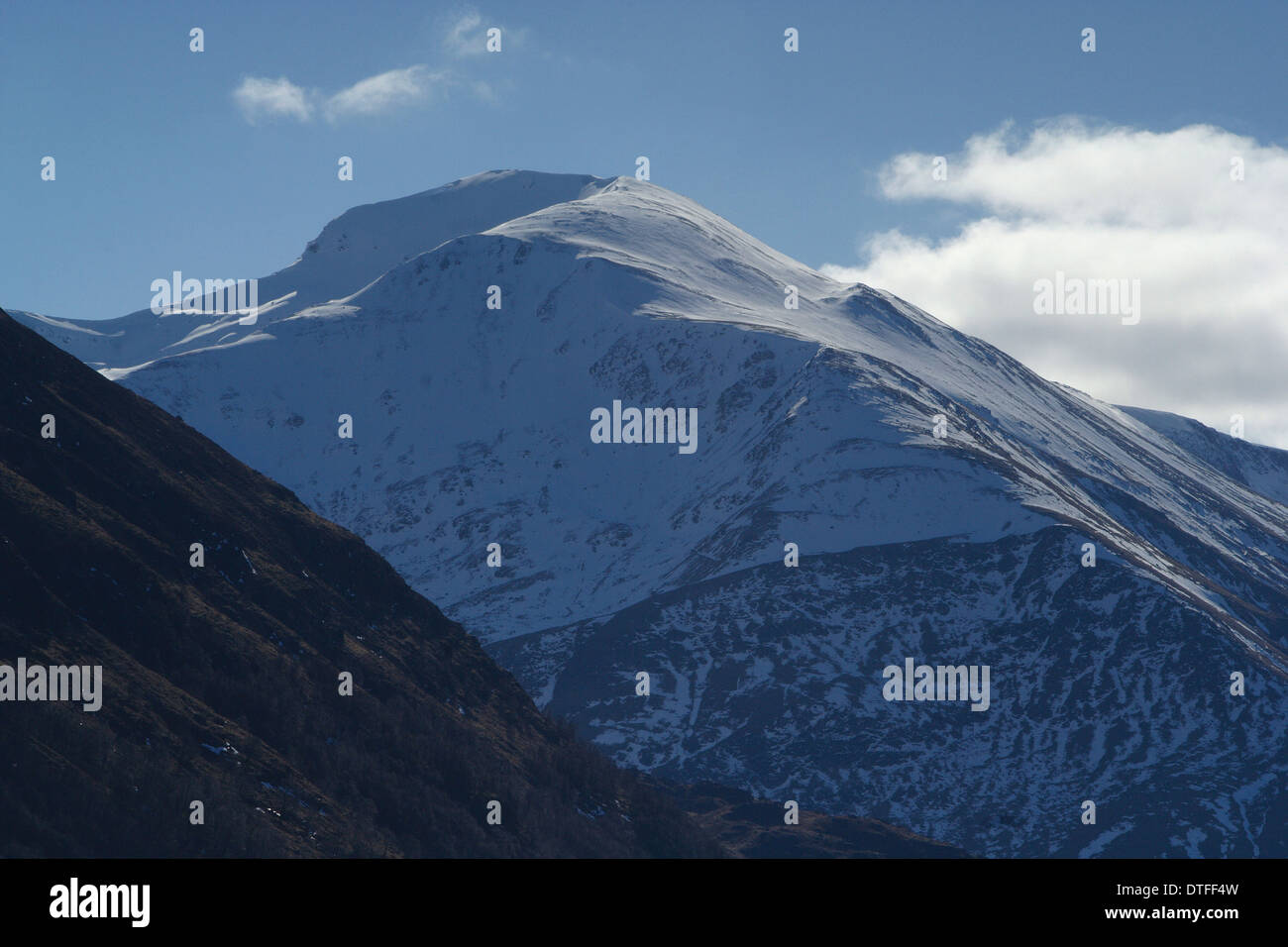 Sgurr a Mhaim from Ben Nevis Stock Photo - Alamy