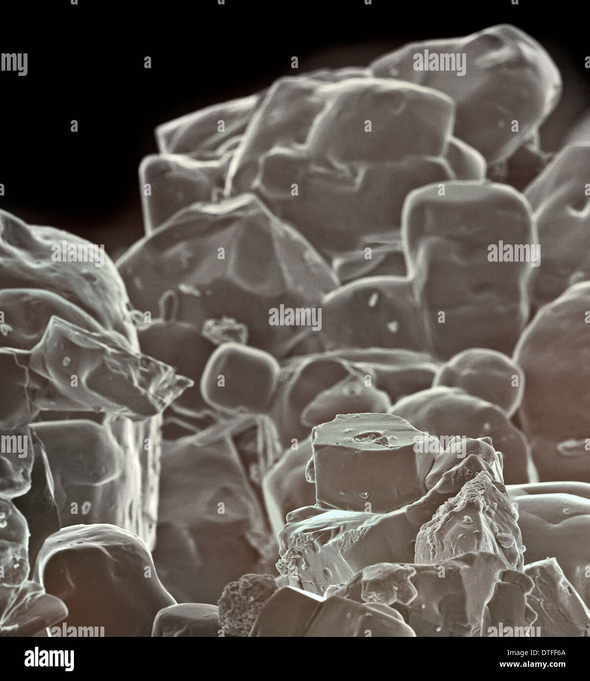 Salt microscope hi-res stock photography and images - Alamy