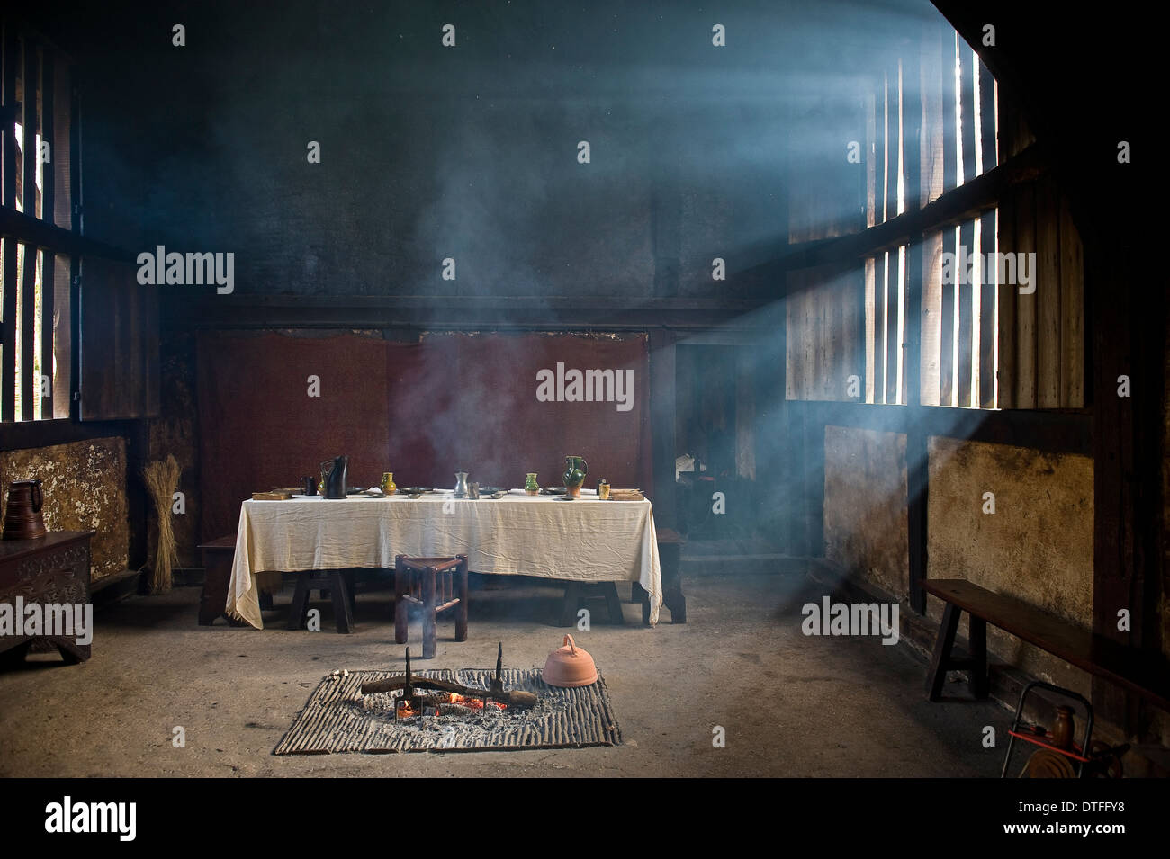 Main hall of Bayleaf farmstead at the Weald & Downland Open Air Museum ...